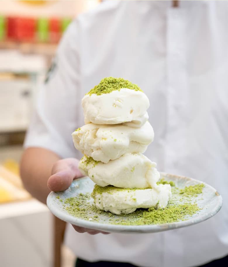 Maraş Dondurması | Katkısız ve Geleneksel Lezzet – Alaybeyoğlu